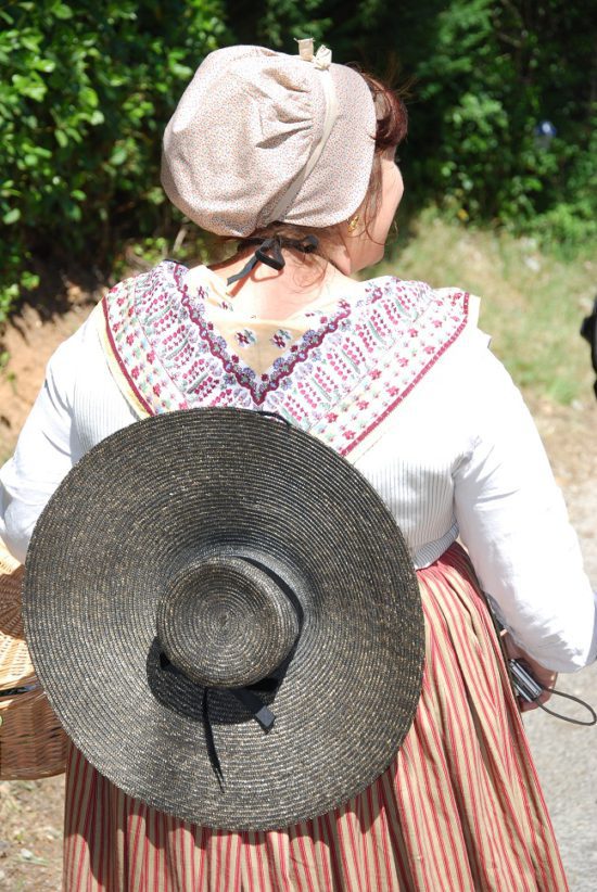 Costume Provençal – Lou Roudelet dei Mielo